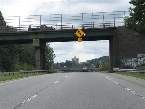 New Hampshire Interstate 293 Southbound Cross Country Roads