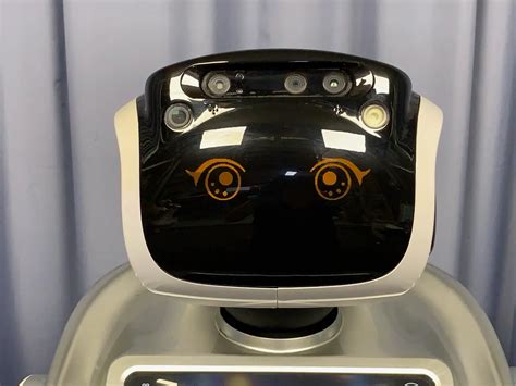 Sanbot S1 Teleprescence Robot W Charging Station Auschoice