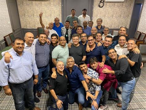 Pushkaraj Shenai On Linkedin Senti Sunday Post What Do A Bunch Of