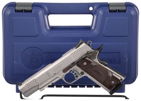 Smith And Wesson Model Sw1911ta E Series Semi Automatic Pistol Rock
