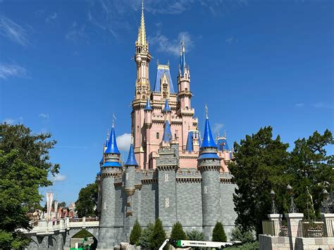 Progress At Magic Kingdom As Construction Walls Come Down Behind Cinderella Castle Mickeyblog Com