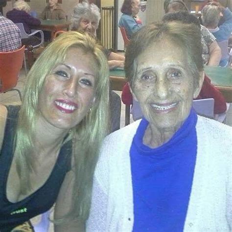 Mariana Lopez Marianalopez30 • Threads Say More