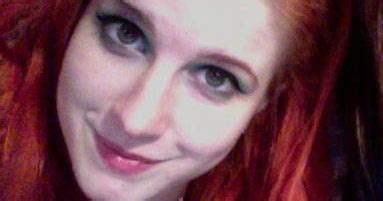 Hayley Williams Twitpic Pictures Shows Her Topless Singer Claims Her