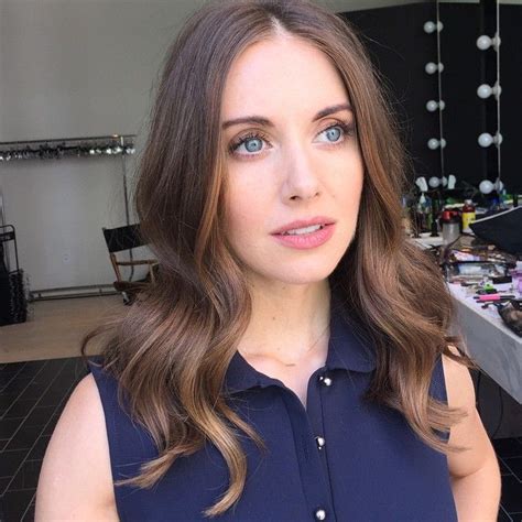 Alison Brie Makeup Artofit