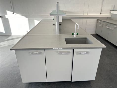 Labortische Kaufen Jetzt Labortisch Individuell Gestalten