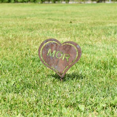 Lille Hjerte Med Teksten “mor” Smuk Havedekoration