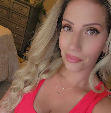 Abbra Tullos Abbra Tullos Added A New Photo