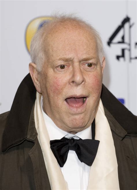 Clive Swift Dead Keeping Up With Appearances Richard Bucket Star Dies
