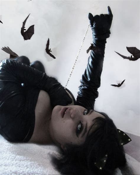 Catwoman Emily Queen Cosplay