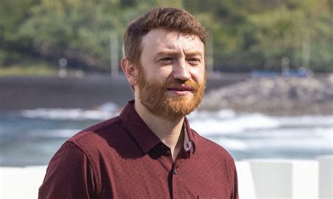 Las Desgarradoras Palabras Del Actor Y Guionista Manuel Burque Tras La Pérdida De Su Madre