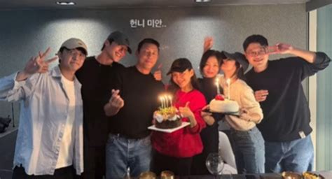 Song Hye Kyo Shows Her Warm Side Still Close With Jang Ki Yong Park