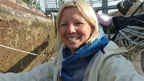 S2 Ep8 Trapped In The Lock And Lee Catches His First Fish