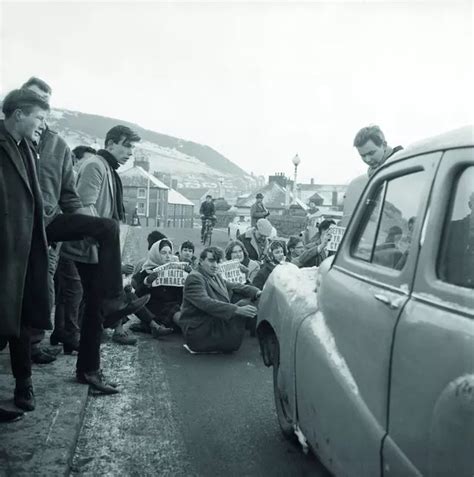 Tributes To The Great Welsh Writer Meic Stephens Who Has Died Aged 79 Wales Online