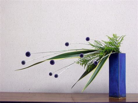 How To Use An Ikebana Vase At Ethan Jolly Blog