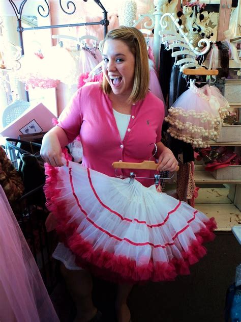 Kiiiiiiiiii She Loves All Frilly Things Elaine Flowers Flickr