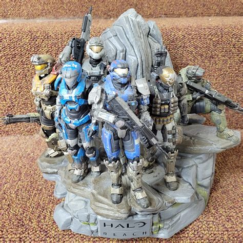 Noble Team Monument Halo