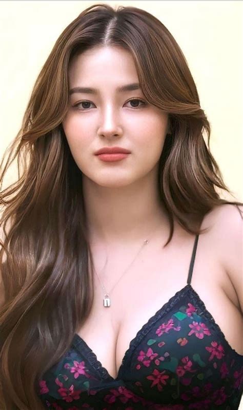 Pin By Felixtolandc On Beautiful Girl Face In 2024 Nancy Jewel Mcdonie Beautiful Smile Women