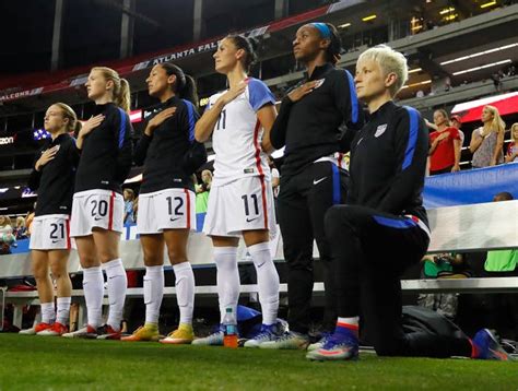 The Us Womens National Team Wants Us Soccer To Apologize For Anthem Policy