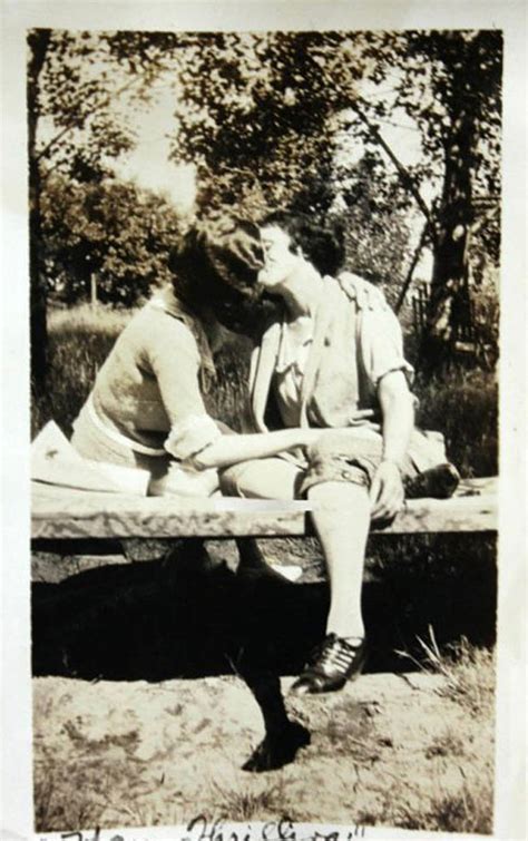 These Amazing And Intimate Portraits Illustrate Lesbianism Through The Ages Metro News