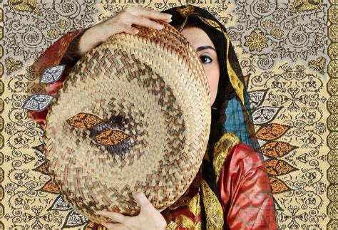 فاطمة النمر فنانة تشكيلية سعودية تجسد ثقافة وارث الوطن Yasmina