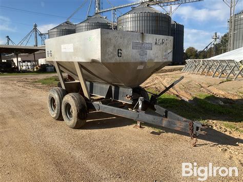 Adams Dry Fertilizer Buggy Bigiron Auctions