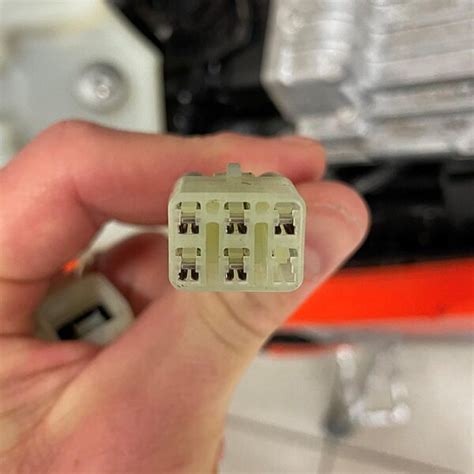 Identify Ktmhqvgg Connector Maptuner