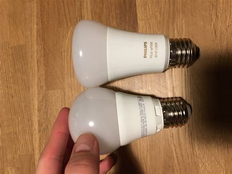 Hue Bulbs Not Working In A Socket But Regular Ones Will Rhue