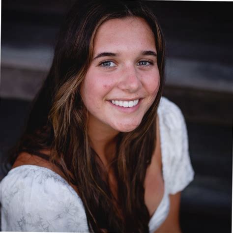 Ellen Phillips Shoe Salesperson Fleet Feet Linkedin