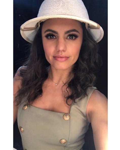 Hayley Erbert 15 Fascinating Facts About Her Age Height Husband