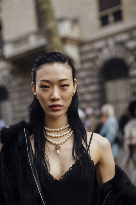 Profile Model Sora Choi Elegantly Rogue Kol Social