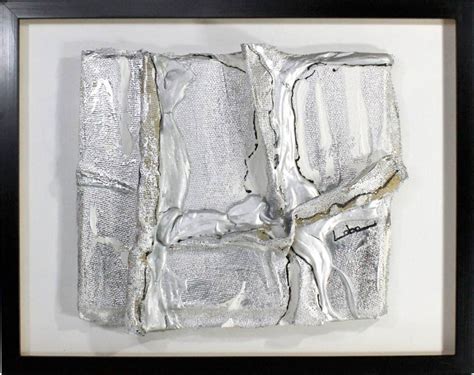 Lorena Barros Singing 2022 Subasta Real Online Art Auctions