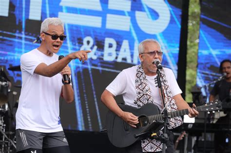 Iwan Fals Sosok Legend Dalam Dinamika Musik Indonesia