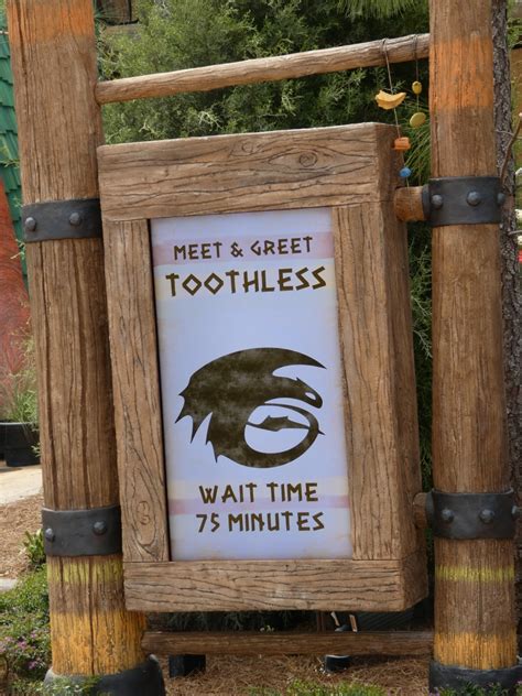 Epic Universe Toothless Meet And Greet Thrill Data Community