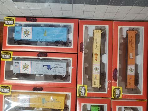 Collection 8 Ho Bi Centennial 1776 Cars Reefers And Gondola W Loads