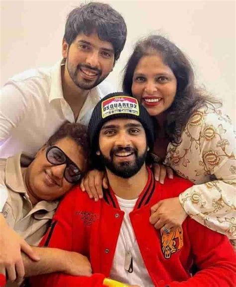 अमाल मलिक जीवन परिचय Amaal Mallik Biography In Hindi भारतीय संगीतकार