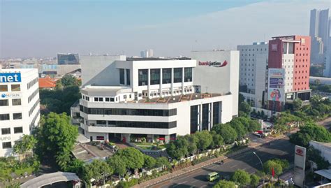 Bank Jatim Raih Indonesia Best Bank 2022 Times Malang