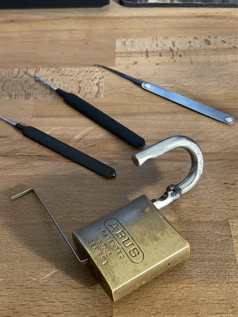 Abus Eighty Three — Lockpicking Is Fun Rlockpicking