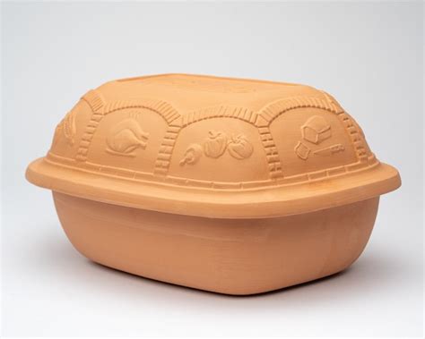 Eurita Clay Baker — 4 Qt Breadtopia