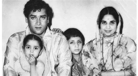 Beth Ringwald Exploring The Life And Career Of Molly Ringwalds Sister