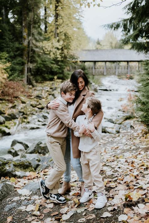 Mother And Son Photoshoot Ideas Photo Poses Artofit