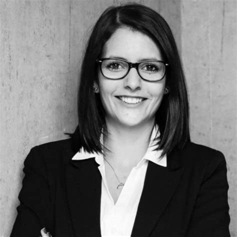 Marina Wiesner Assistentin Zahnärztliches Praxismanagement Mkg