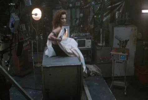 Dina Meyer Johnny Mnemonic Watch Online Gigsex