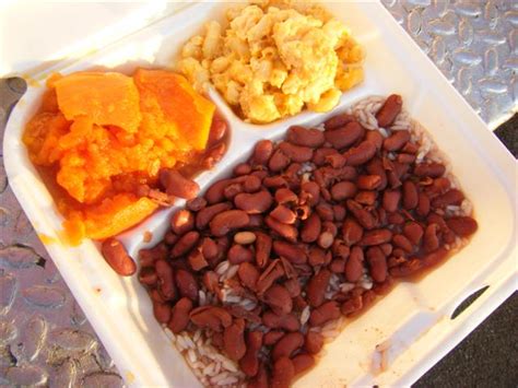 Here Eat This Chef Marilyns Soul Food Express