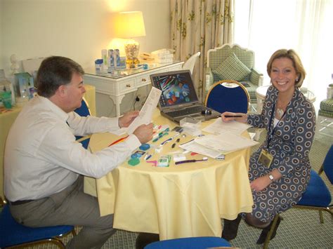 Julie Hallings Instagram Twitter And Facebook On Idcrawl