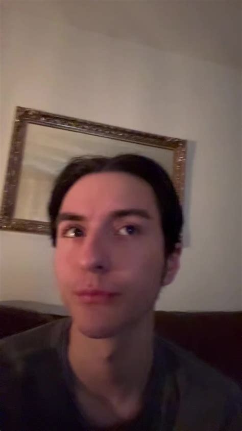 Musculos De Icarly Freddie Icarly Revival é Mais Adulto E Terá