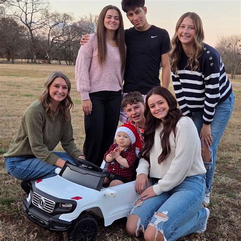 Kendall Combes Music