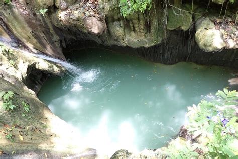 7 Damajagua Waterfalls Travel Buddies