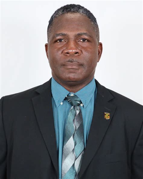 Clive Mcdonald Assistant Coach Womens Track And Field Coaches