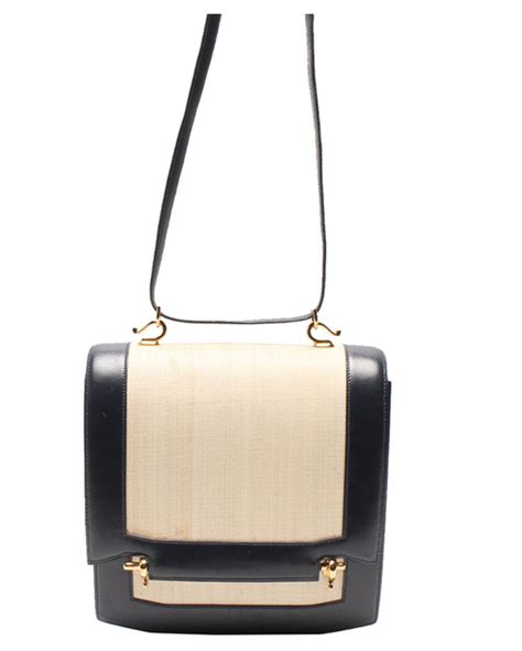 Pin By Sjoh On Bag Styling5 Bags Crossbody Bag Vintage Bags