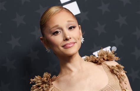 Demi Moore Wins Critics Choice Award For Substance Read Her Speech